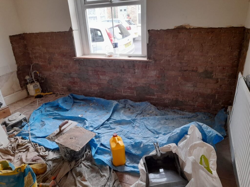 Damp Proofing Taunton - J D Lacey Damp Proofing